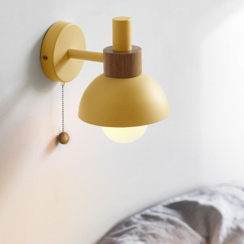 Navando | Kleurrijke wandlamp met ijzeren en glazen afwerking